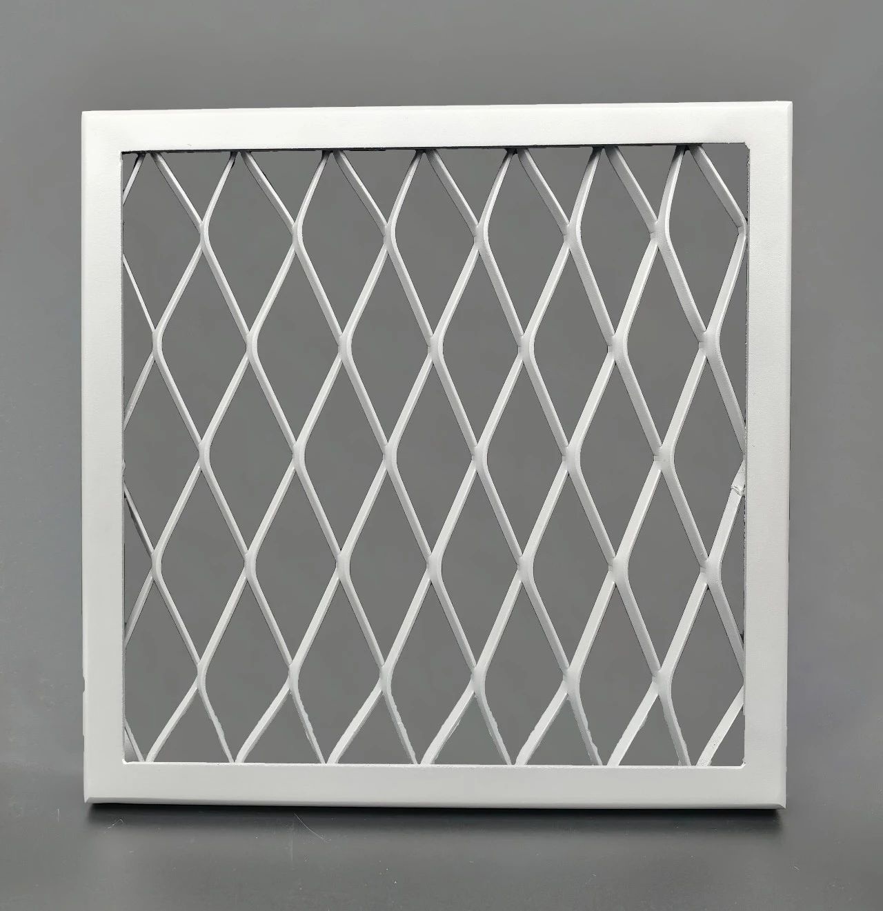 Stretched mesh aluminum plate - mingweibuilding materials
